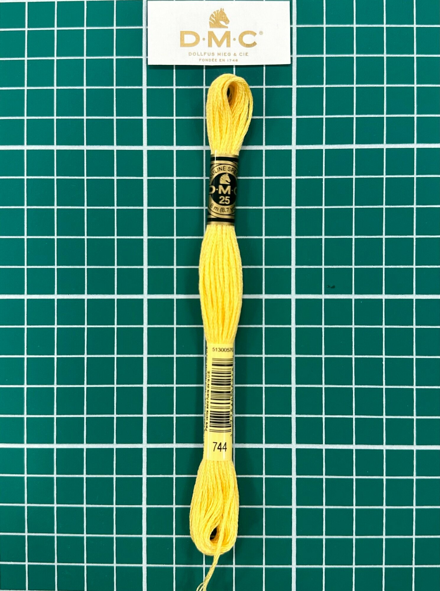 DMC, col: 744, Мулине