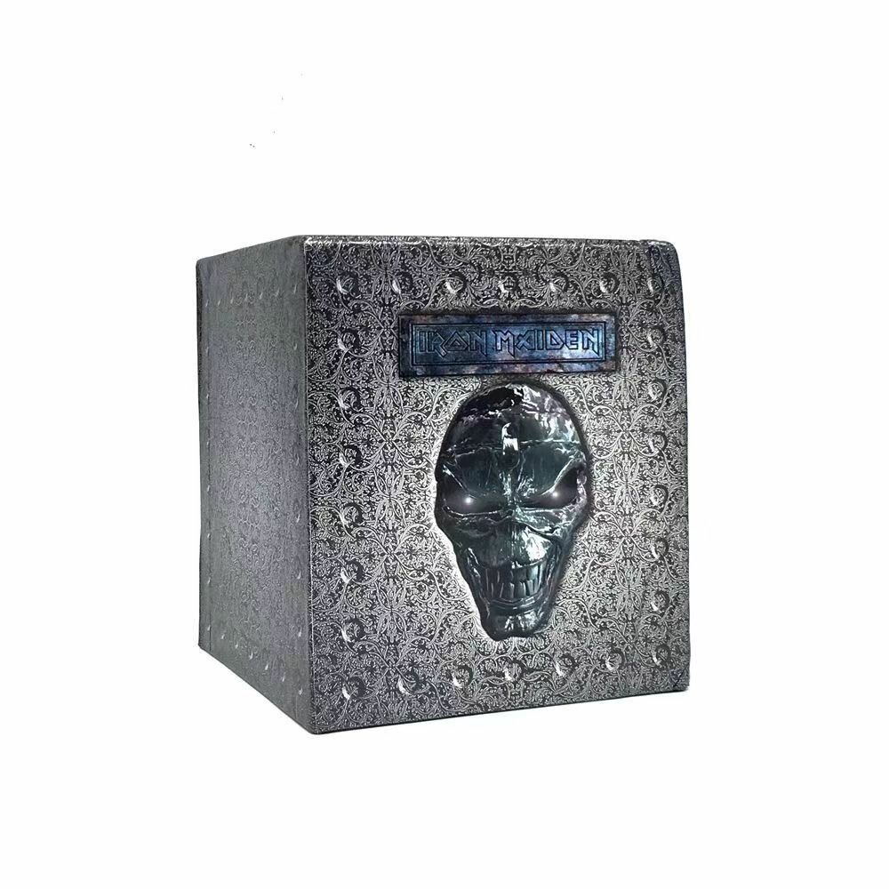 Классическая коллекция компакт-дисков и DVD Майкла Джексона