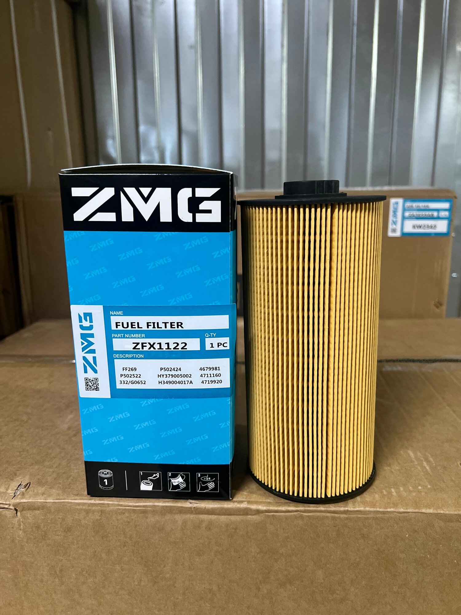 Фильтр топливный ZMG ZFX1122 (ST20880; FF269; P502424; 4679981; AS-3517) Isuzu Hitachi JCB New Holland John Deere