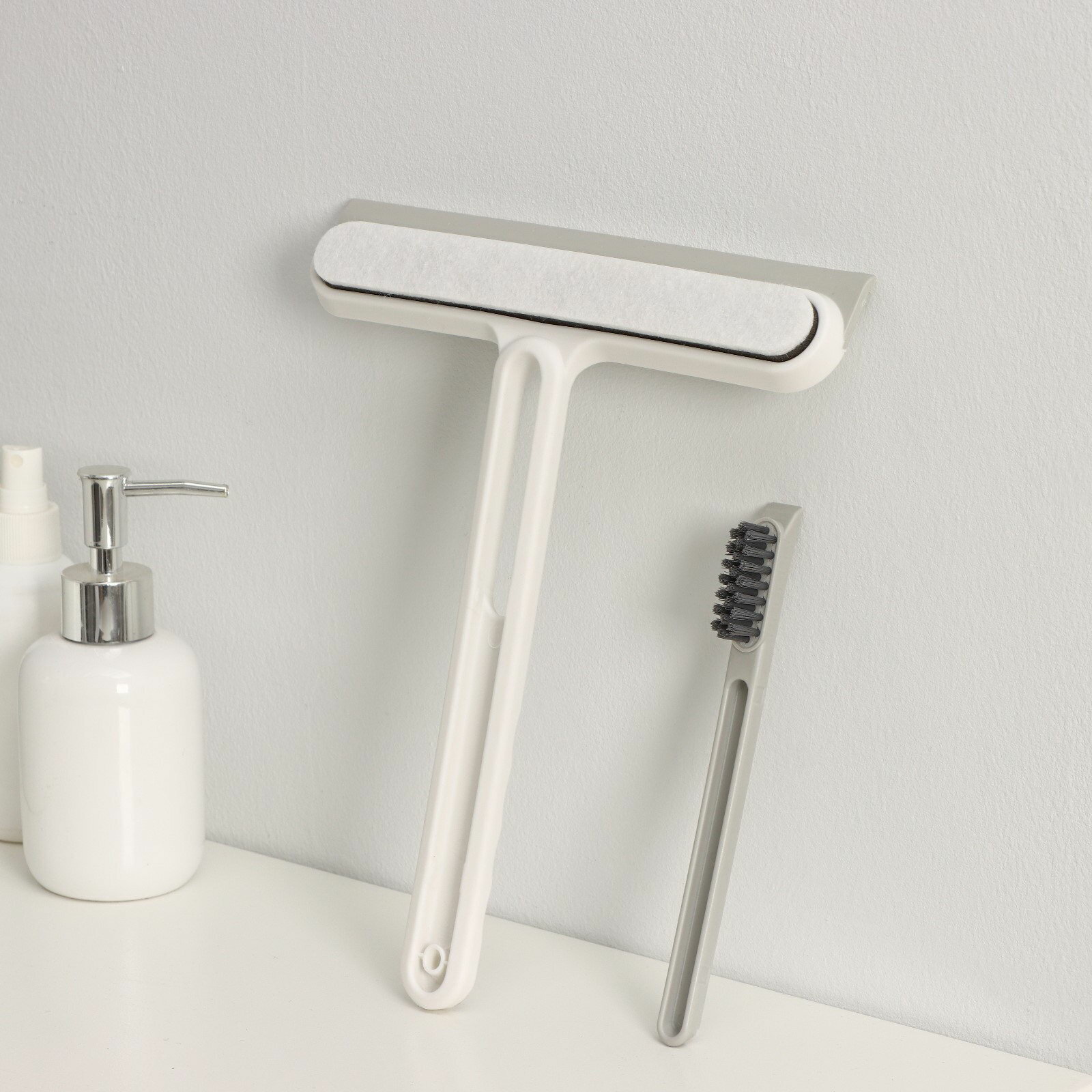 Щётка для окон "Компакт", дополнительная щётка в ручке 17.5x15 см, сгон TPR=22 см, абразивная моющая часть 26.5x22x4.5 см