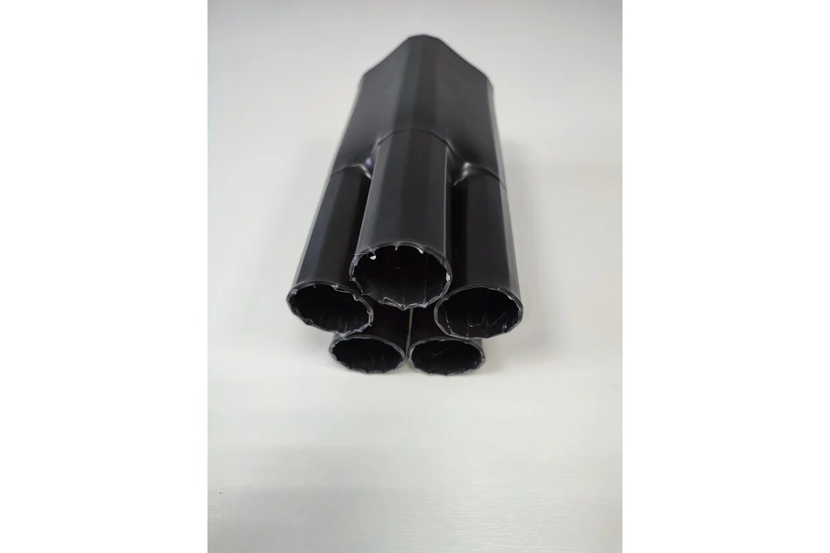 Термоусаживаемая изолирующая перчатка Рзка от ООО ТУП -5-3 (150-240) в электроустановках