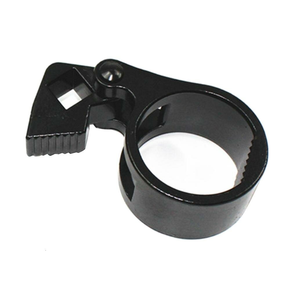 Многофункциональный ключ для рычажного управления рулевым механизмом