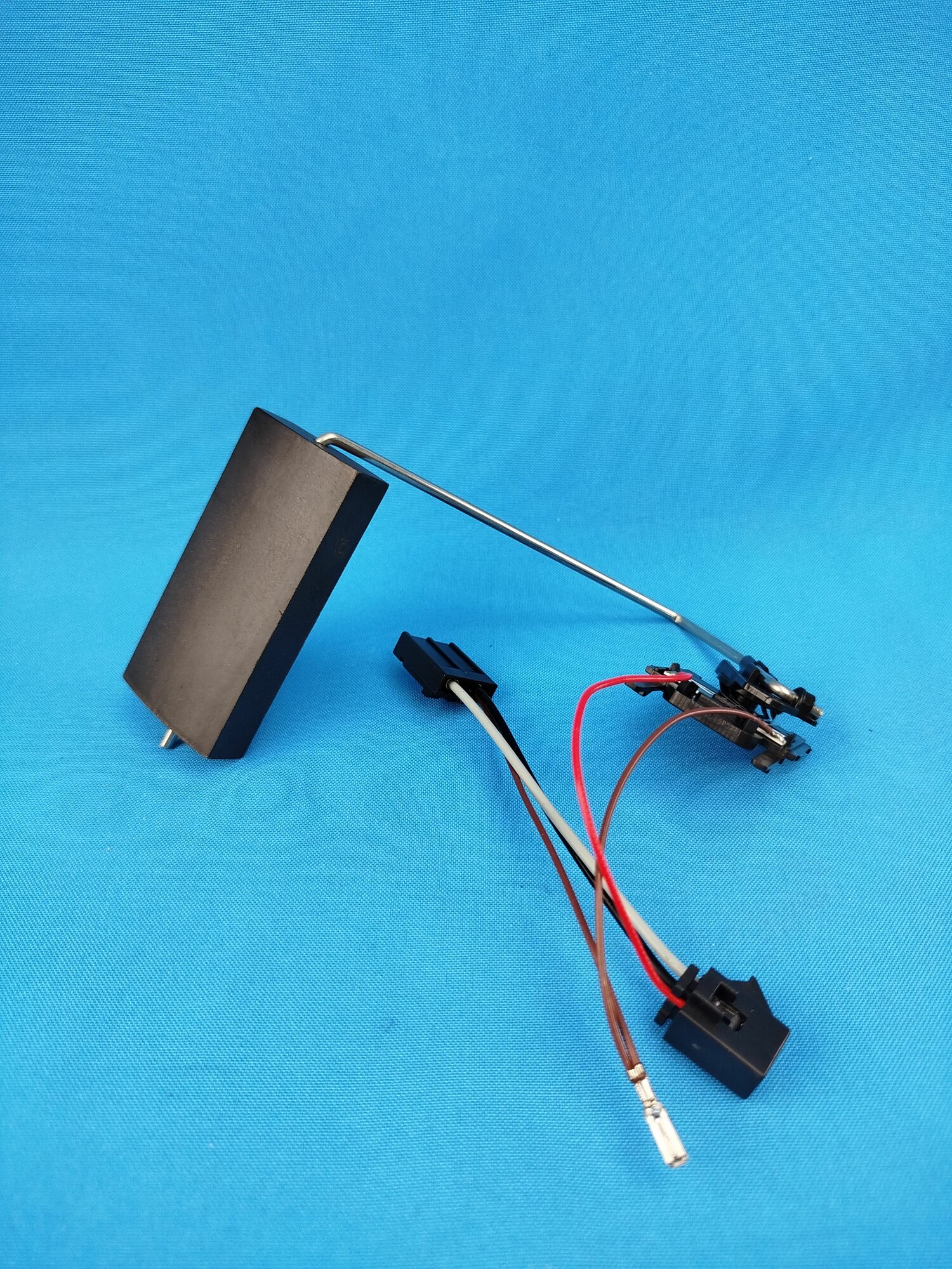 Датчик уровня топлива "Cartronic" для автомобилей ВАЗ 21101, 2170 (KSFLS-235)