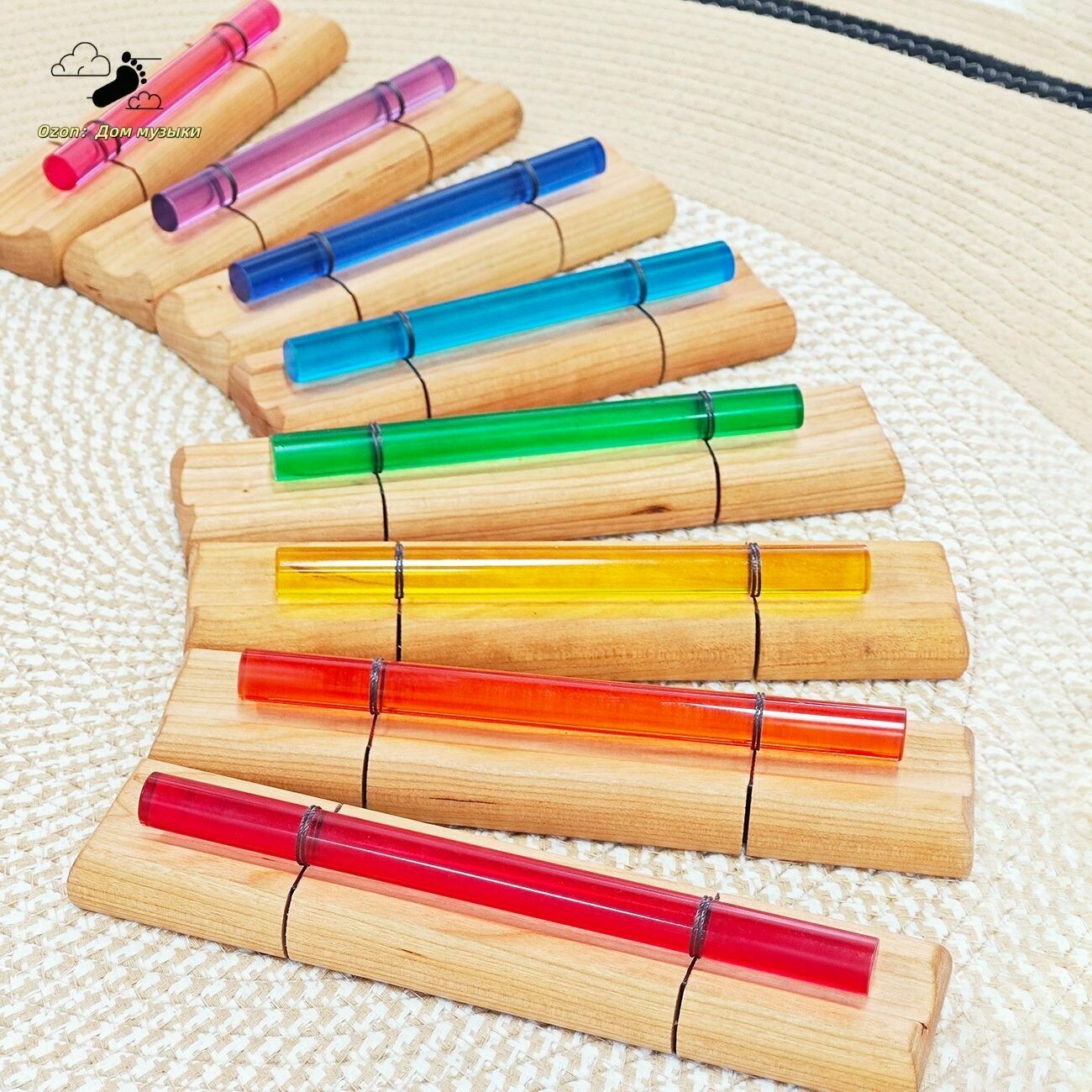 Хрустальный звуковой луч имеет семь тонов, а медитативный исцеляющий звуковой луч (8) - колокольчики.