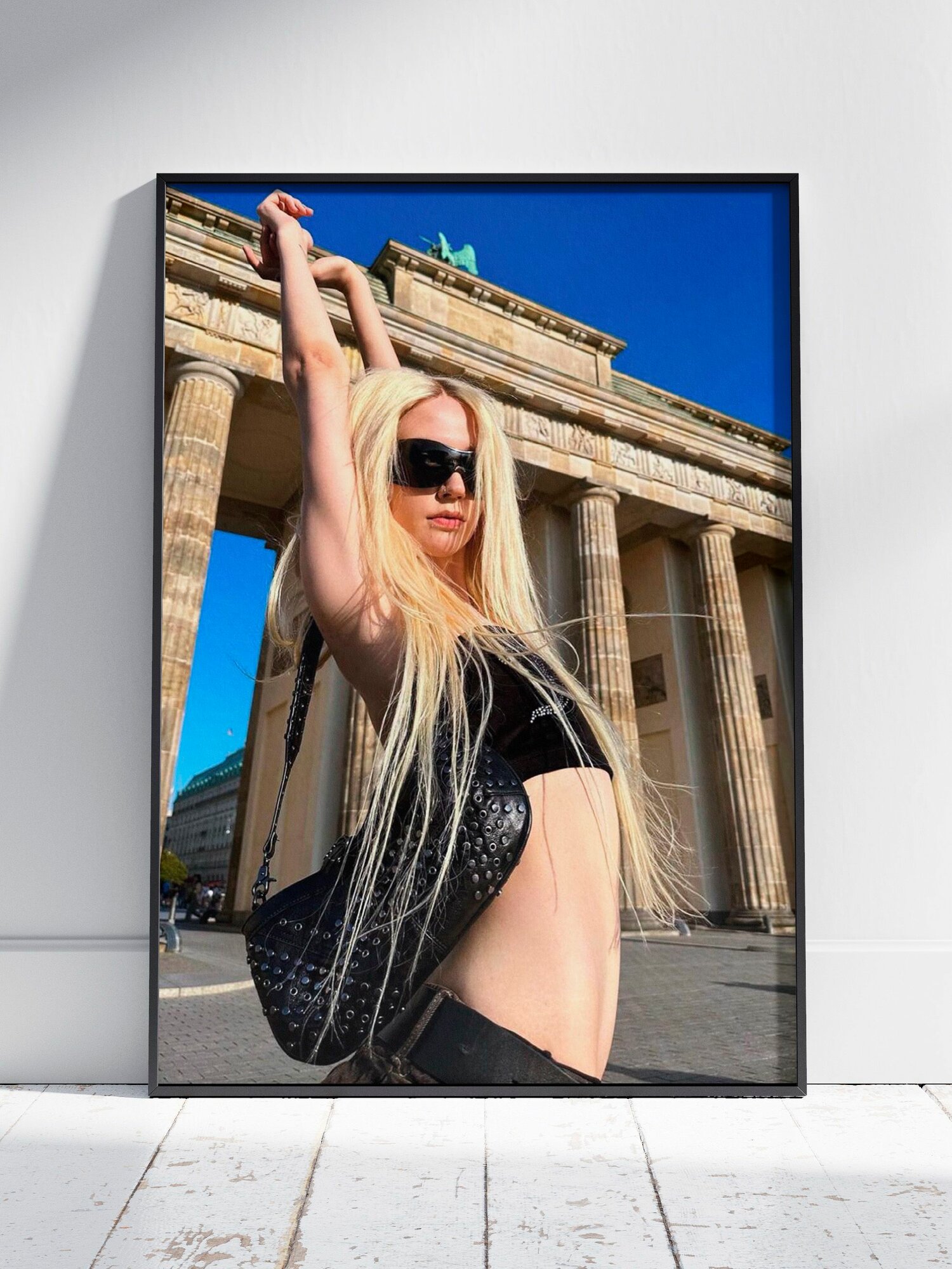 Плакат на стену для интерьера Бритни Мэнсон (Britney Manson 7) - Постер по модели, бренду и моде формата A4 (21x30 см)