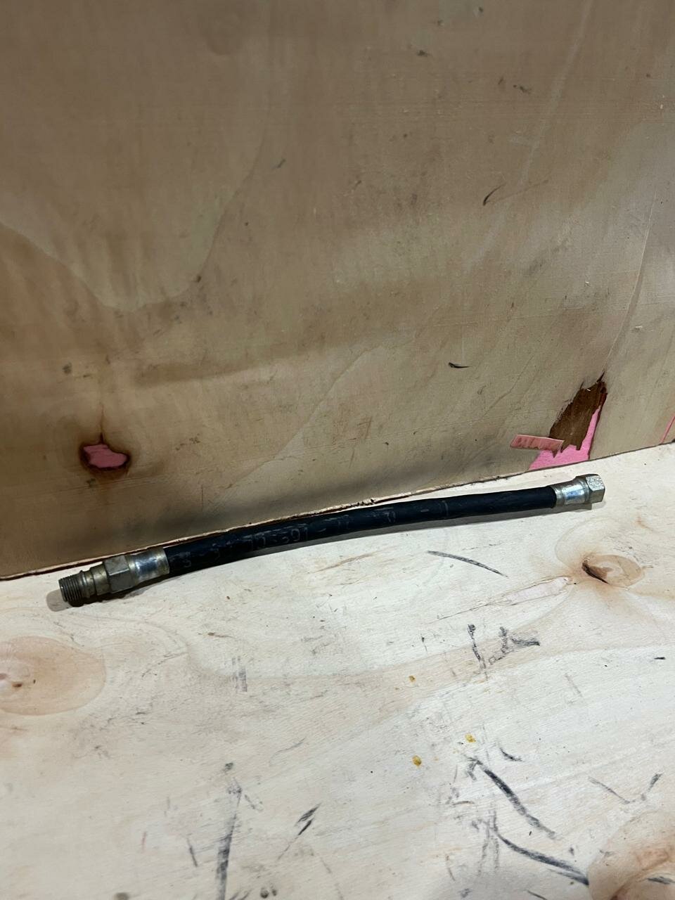 Шланг подкачки задних колес (короткий) ГАЗ-66 арт.66-02-4224039