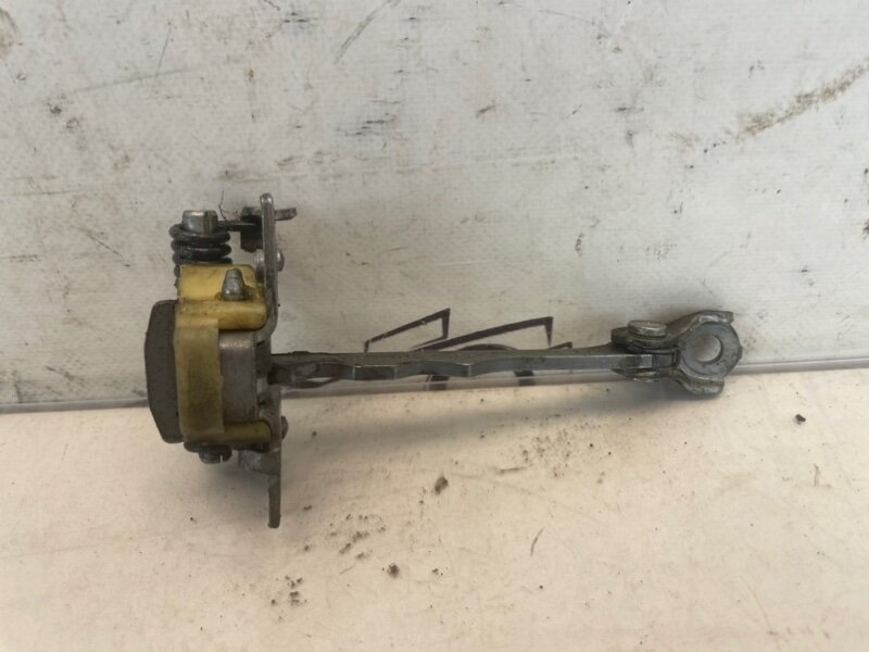 Б/У ограничитель двери Renault Fluence 2013 L30R H4MD729 Перед. Прав. 52169 RENAULT арт. 804303543R