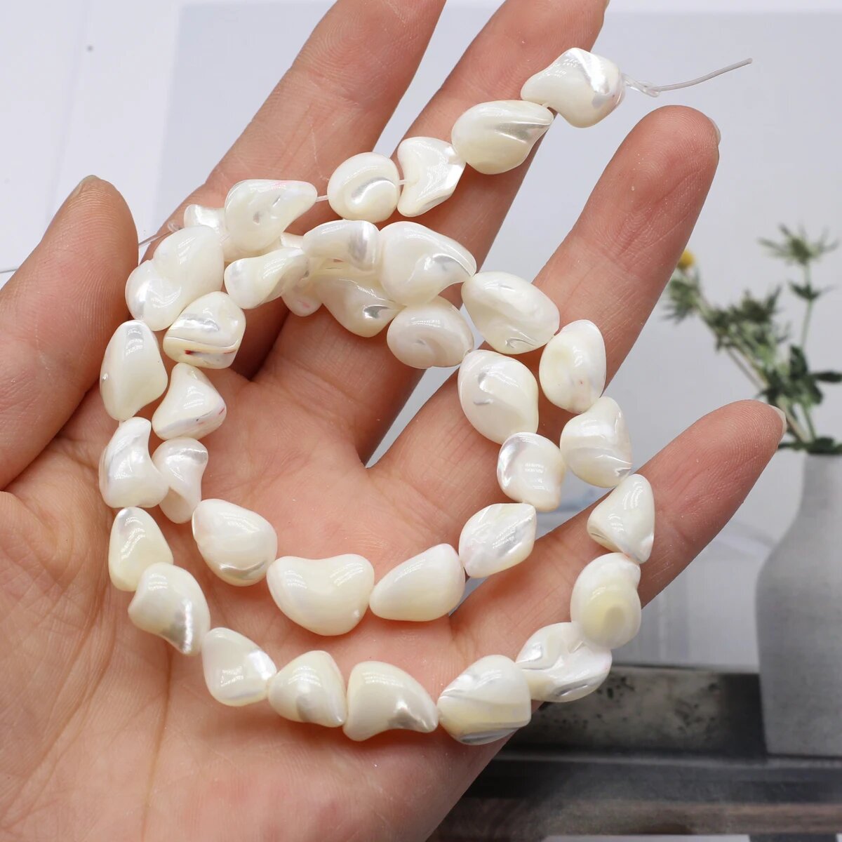 Белые натуральные ракушки для бисероплетения 10-15 мм Белый, 10-15mm-A