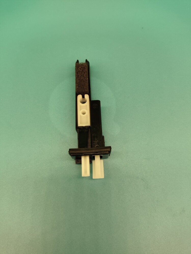 Замок лючка бензобака Renault Duster 2012