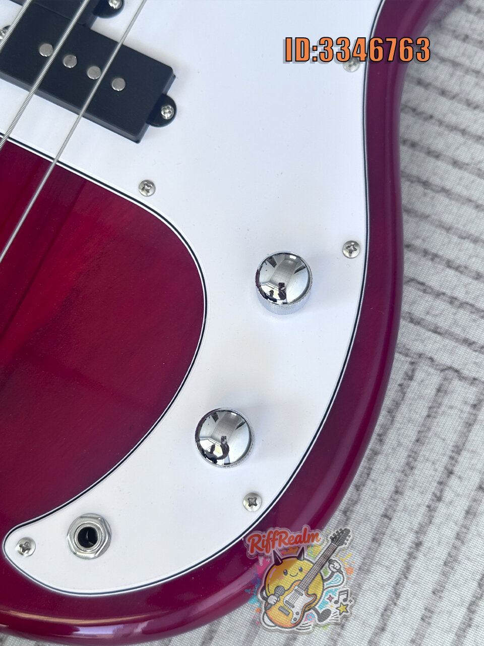Бас-гитара Precision Bass Red — фото 1