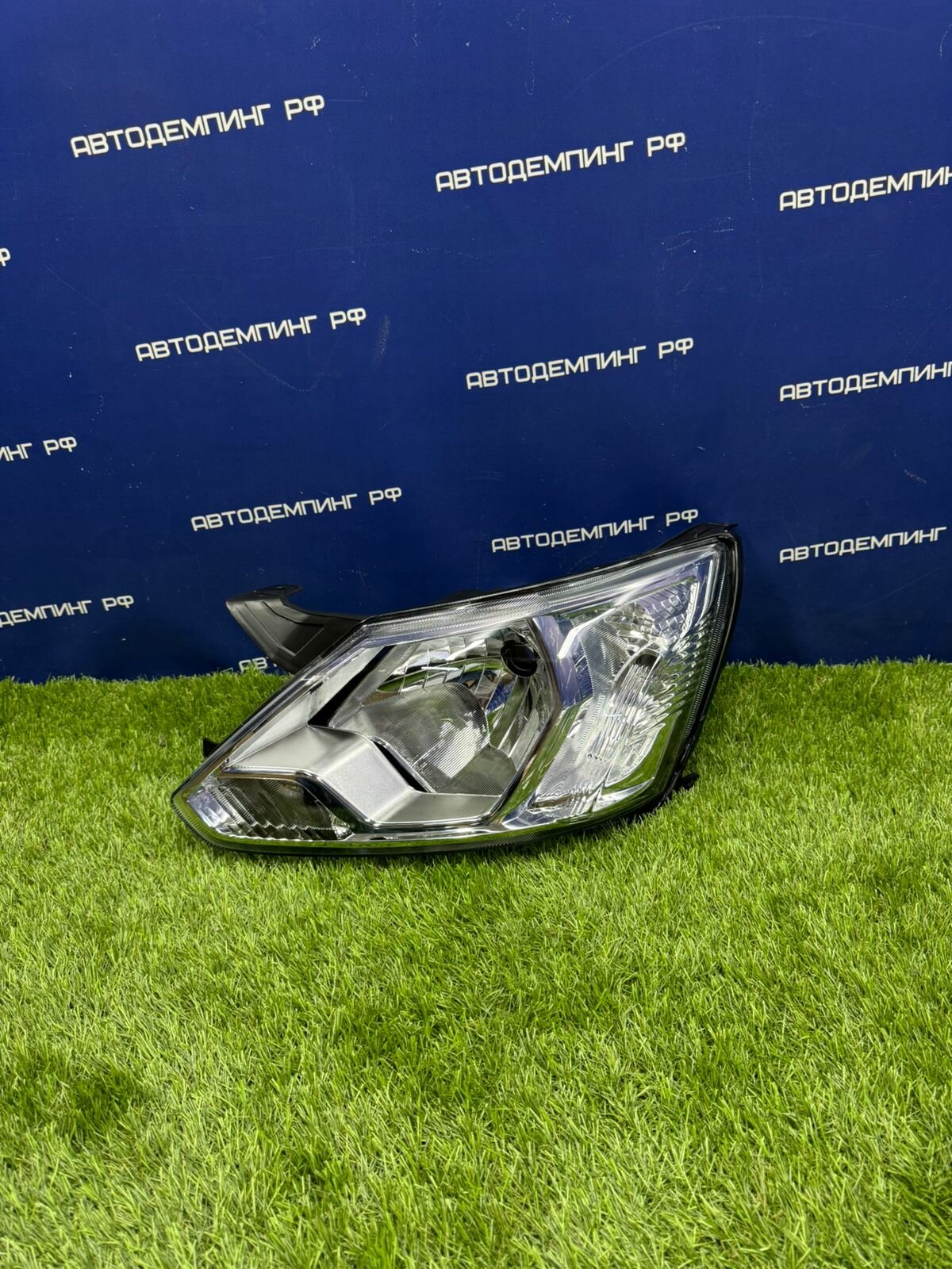 Фары автомобильные, 3 шт, арт. 260605pa0b