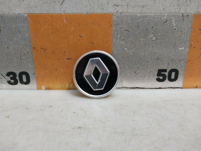 Б/У Колпак на литой диск Колпак Renault Arkana 2021 JC 448824 RENAULT арт. 403151384R