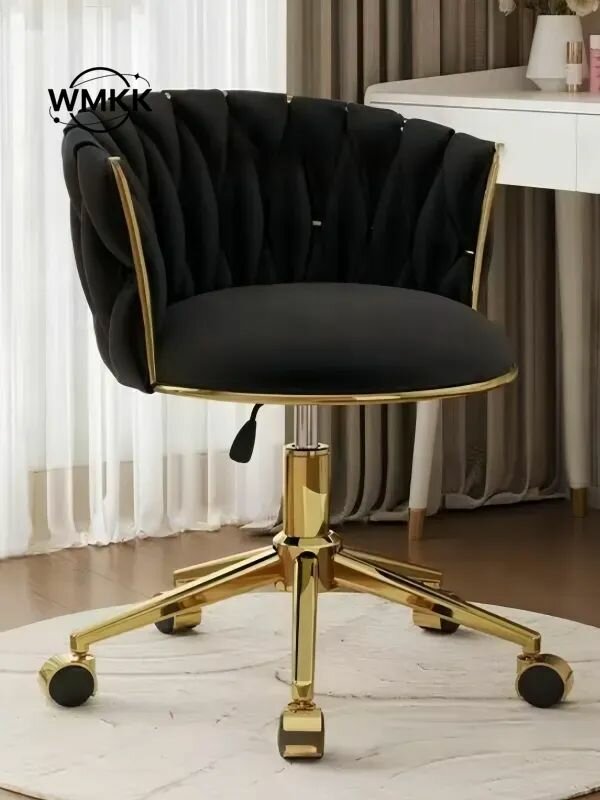 КВ Мебельная Фабрика Офисное кресло, Золотые металлические ножки + черный бархат