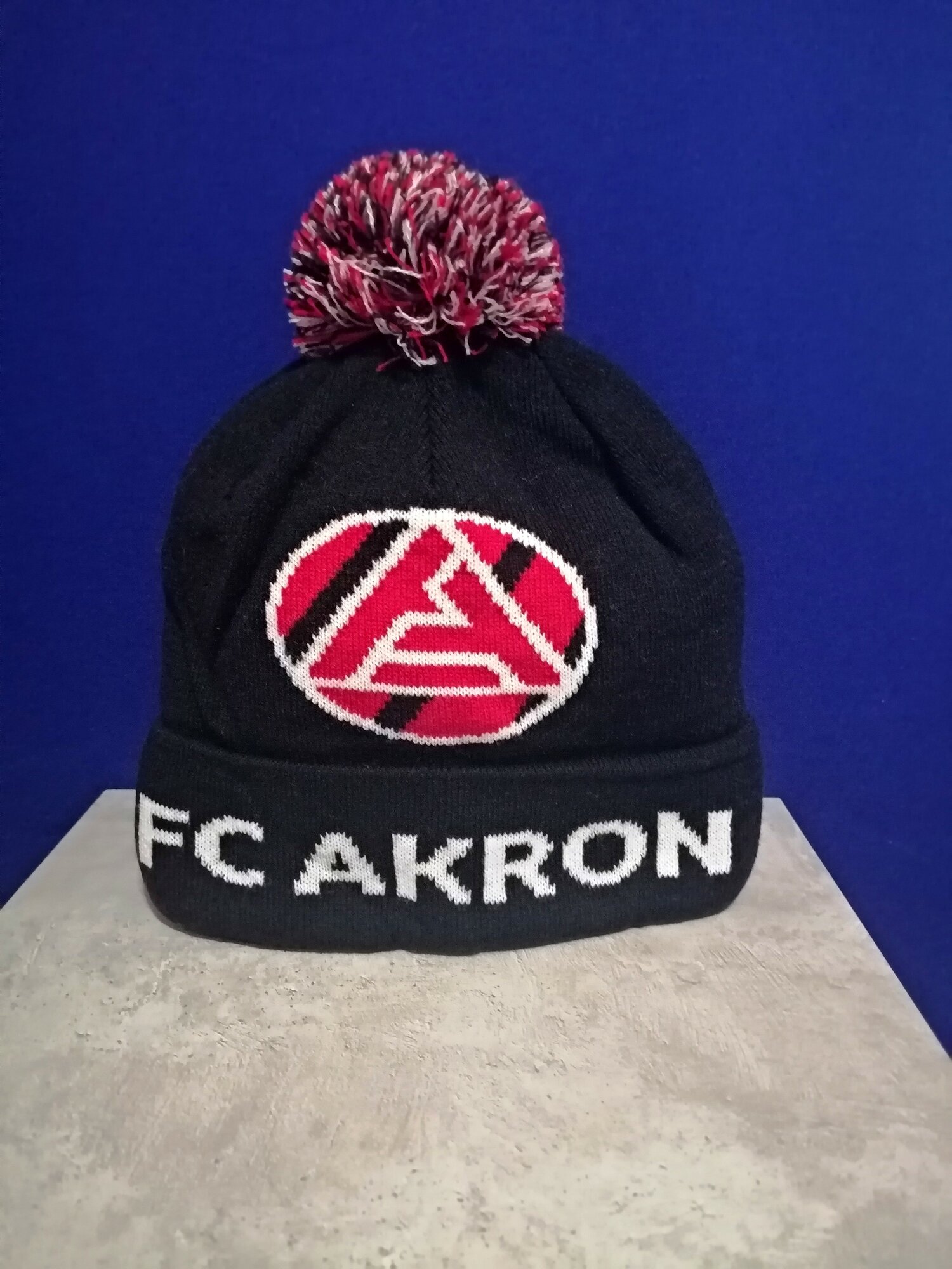 Для футбола Акрон шапка с помпоном зимняя фк футбольного клуба AKRON (Тольятти) чёрная