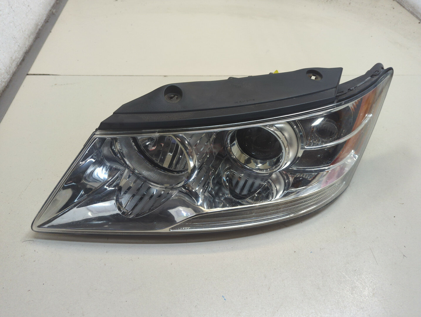 Фара (передняя) левая Hyundai Sonata 5 NF Б/У