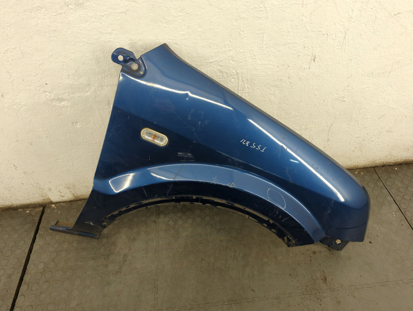 Крыло правое переднее Ford Fusion Б/У