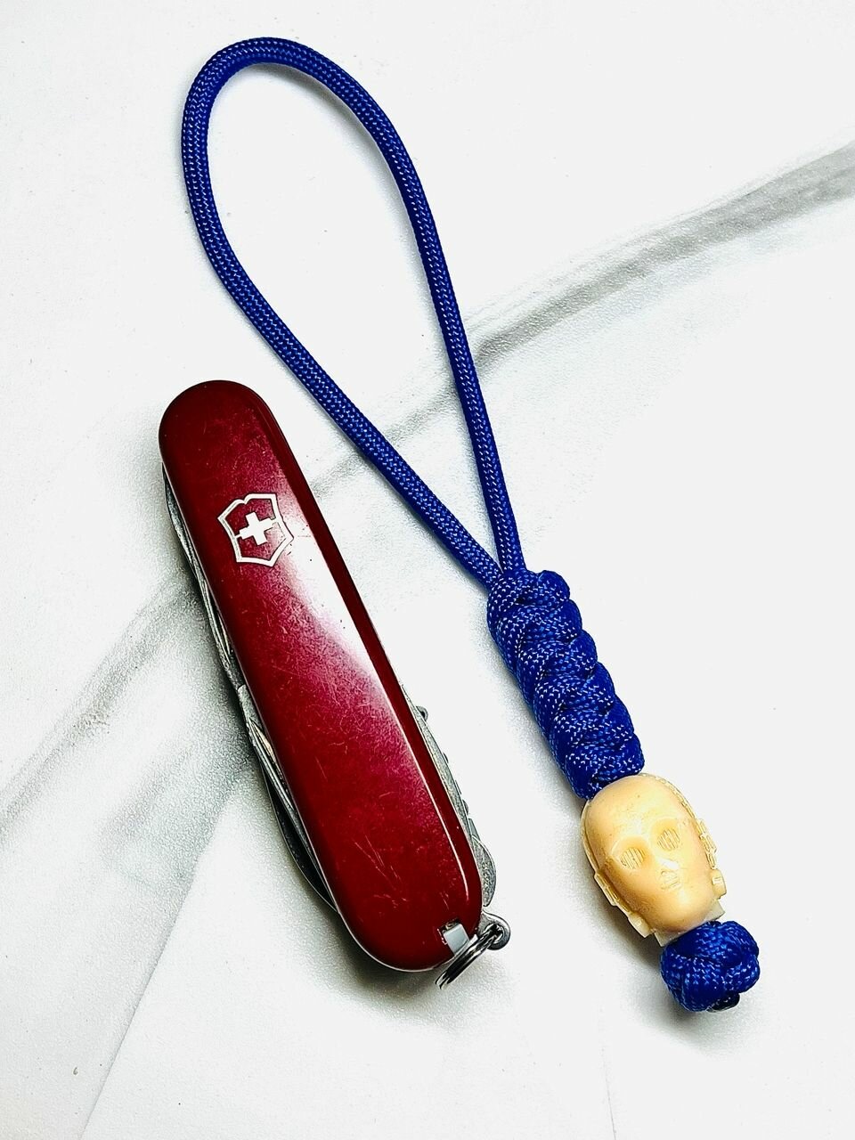 Темляк брелок для ножа "C3PO"