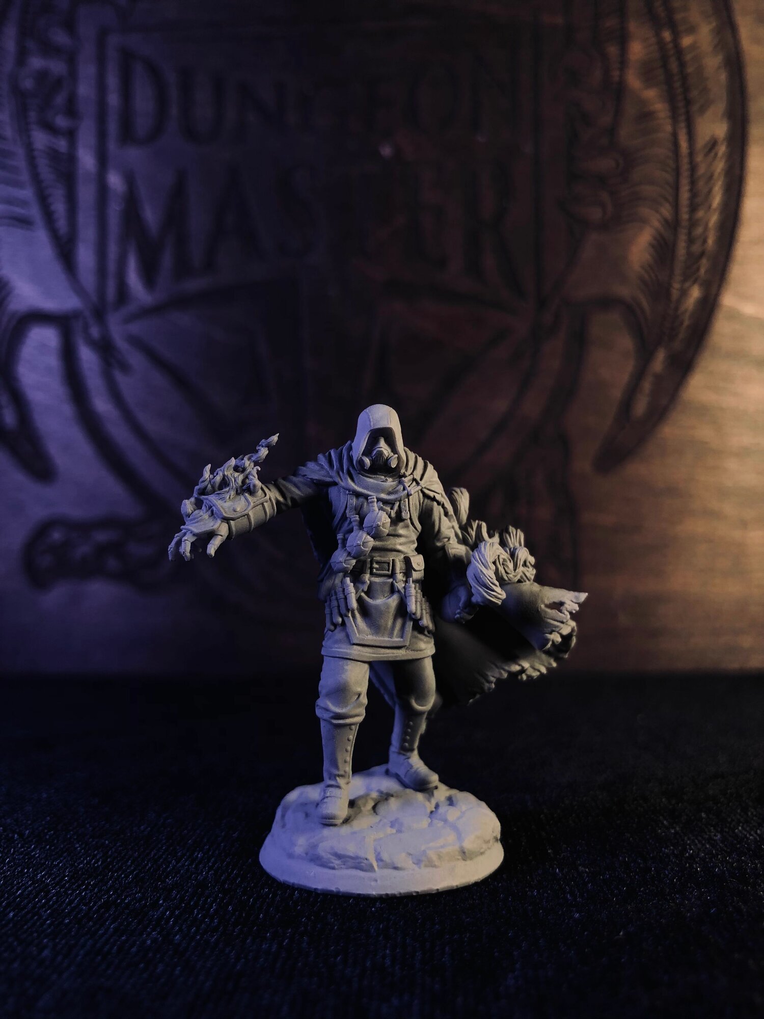 Опытный алхимик - Миниатюра для настольных игр DnD, ДнД, Dungeons & Dragons, Pathfinder.