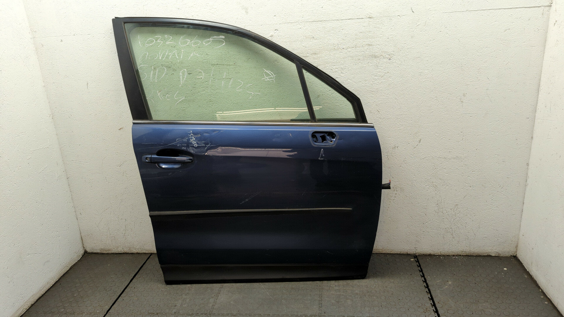 Дверь боковая (легковая) правая передняя Subaru Forester (S13) Б/У