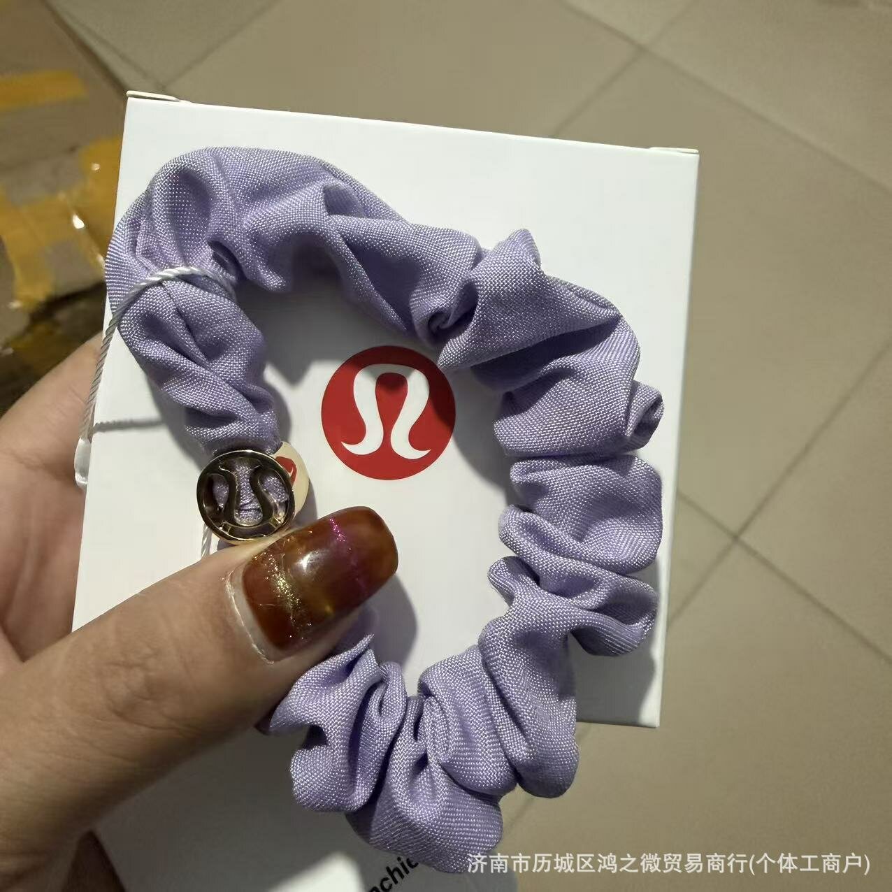 Резинки-шишки lululemon: премиум-аксессуар для стильных причесок