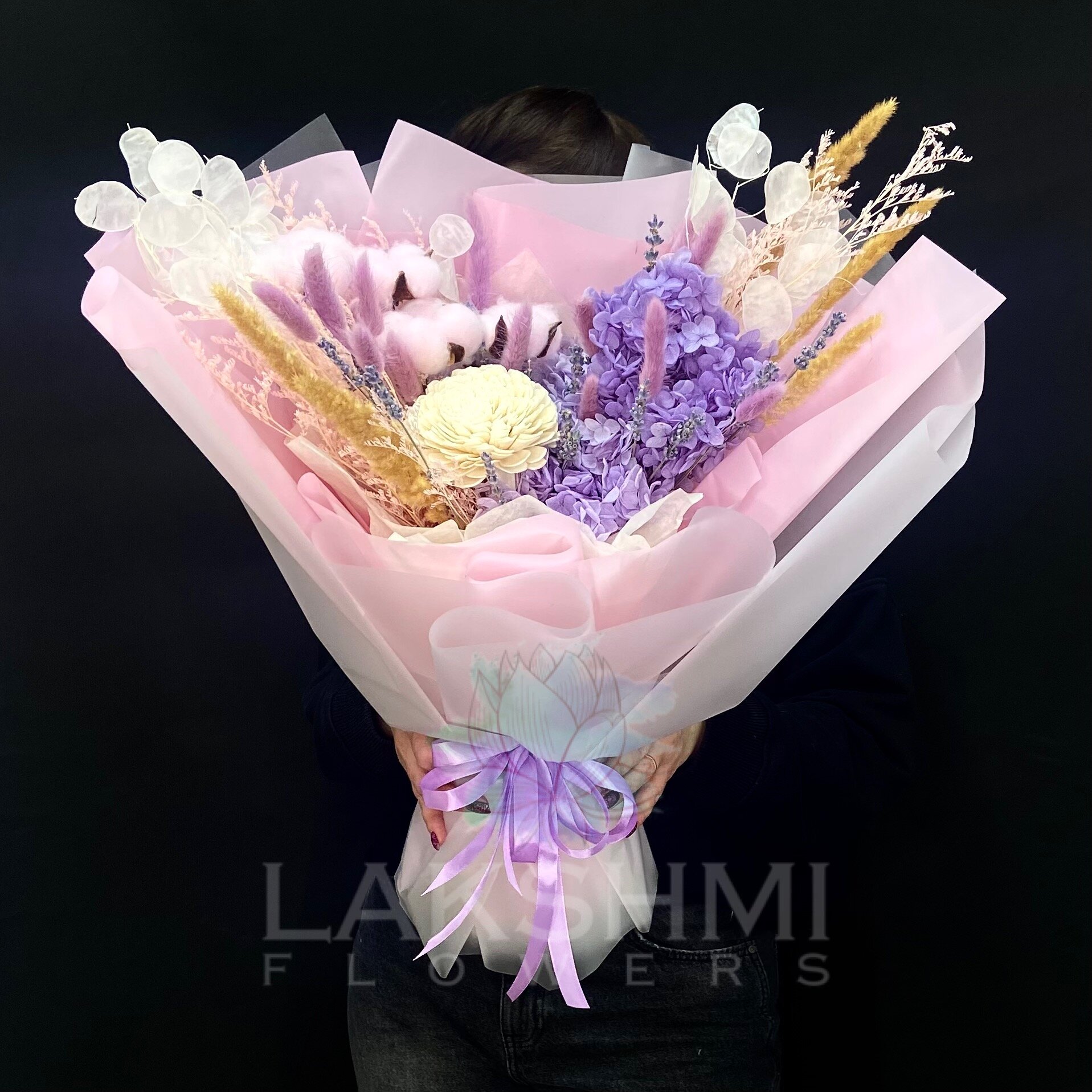 Сборный букет из сухоцветов / Букет из стабилизированных цветов