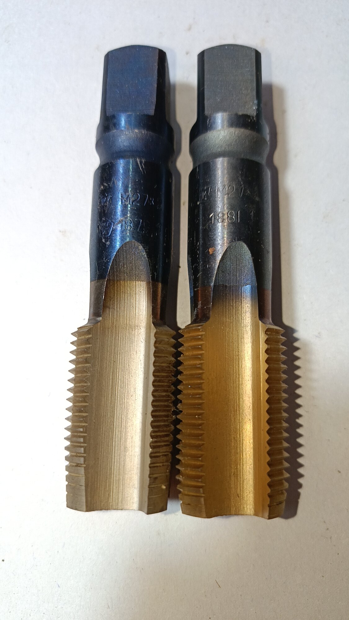 Метчик м/р М27х2 1879/1881 Р6М5 комплект из 2-х шт.