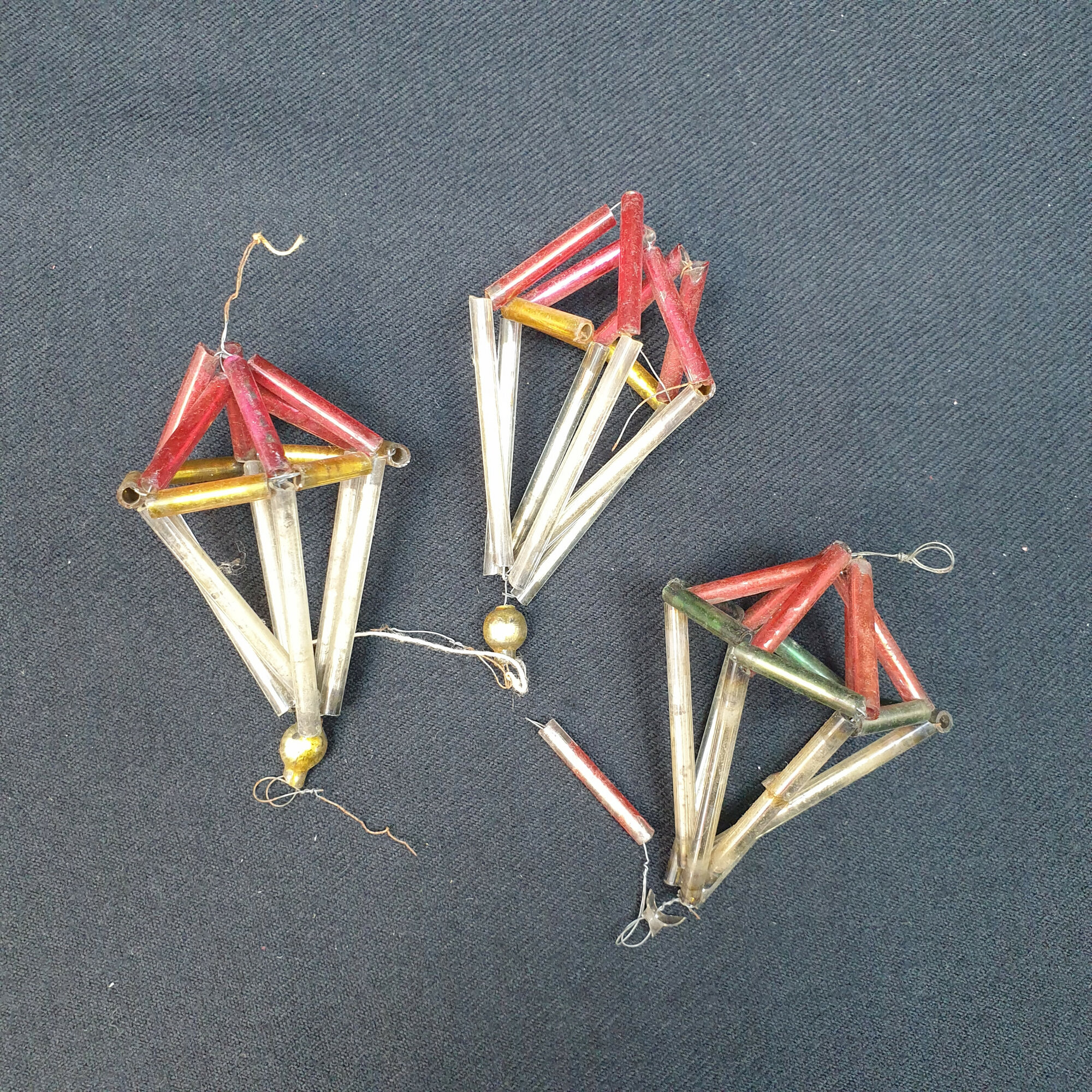 Набор елочных игрушек стеклярус 7х3 см под реставрацию. Винтаж, СССР.