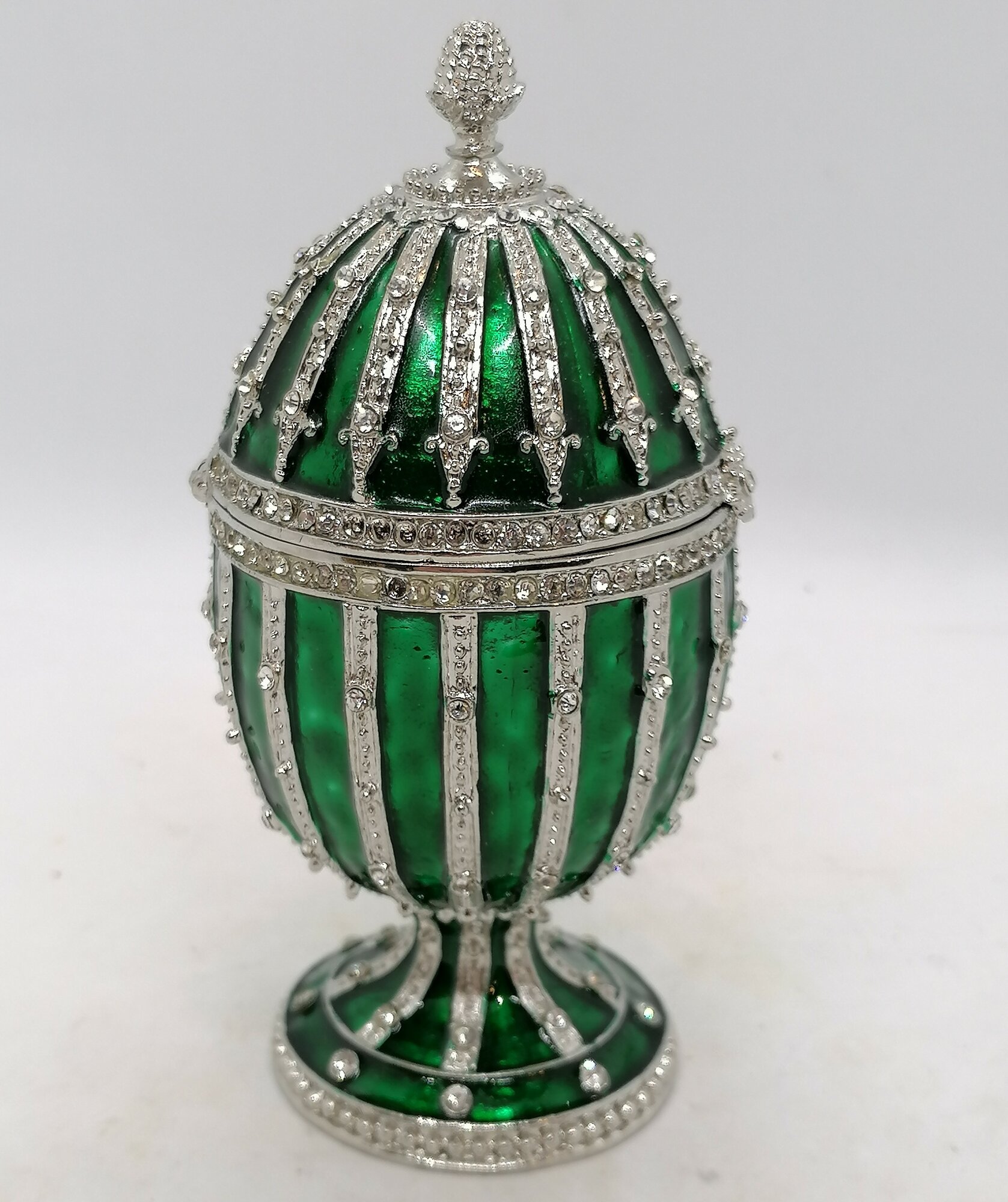 Яйцо Фаберже музыкальное, для торжеств, крупное, полосатое , зеленое. арт. 3123К1