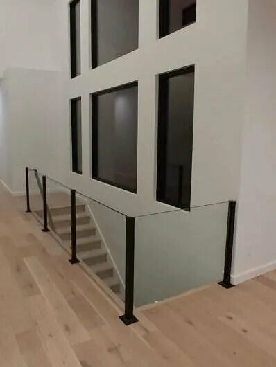 950 мм Стеклянный столб перил