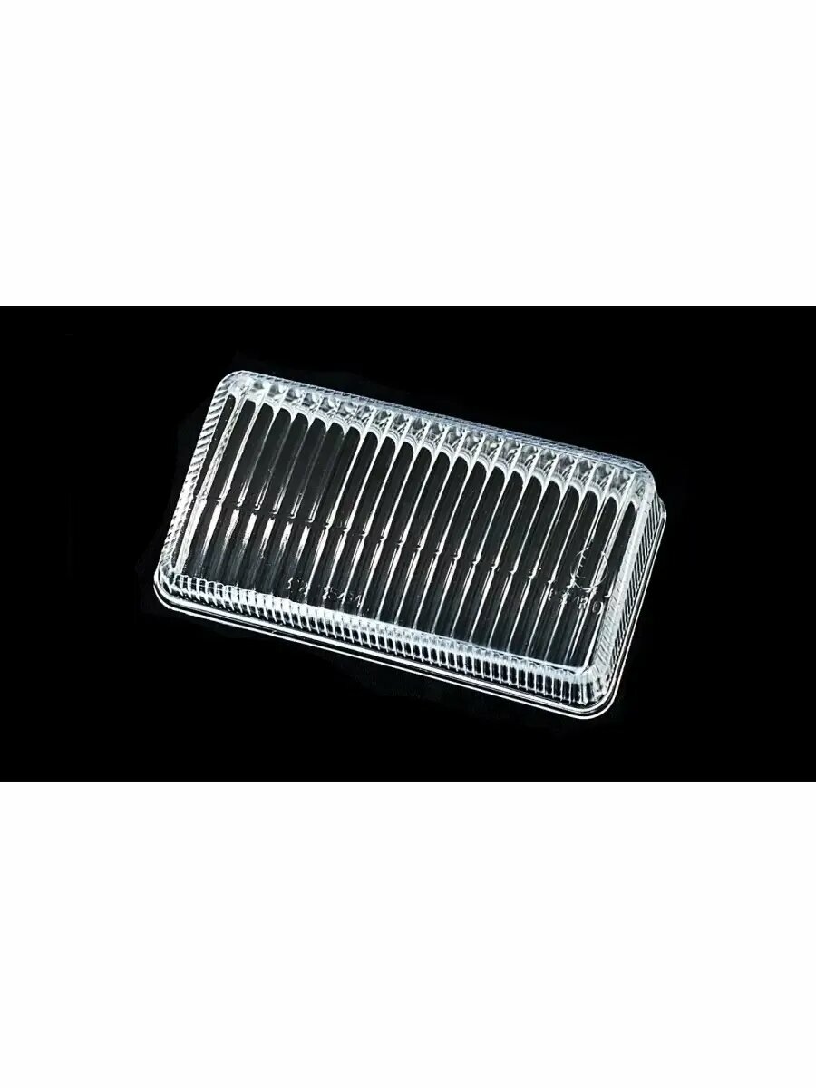 Стекло ПТФ левое Audi 100(C3)1982-1988