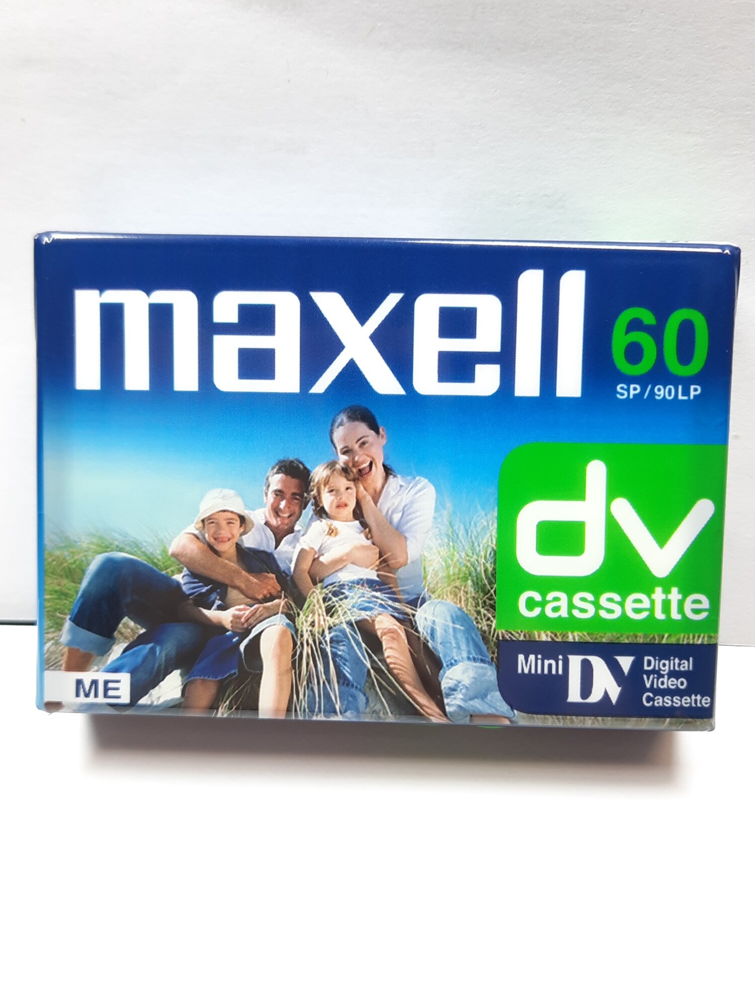 Цифровая видеокассета для видеокамер MiniDV, Maxell, DVM 60, DVHNM60CE, jewel case, 1 шт.