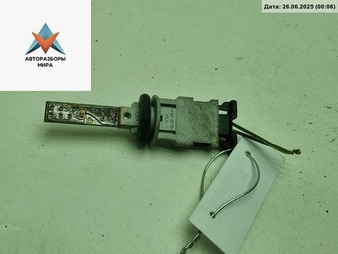 Датчик температуры Volkswagen Caddy 3 рест. 2011 1K0907543E