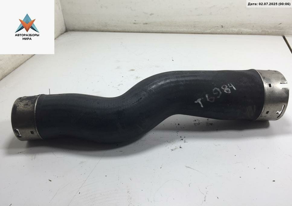 Патрубок интеркулера BMW 5 F07/F10/F11 2011