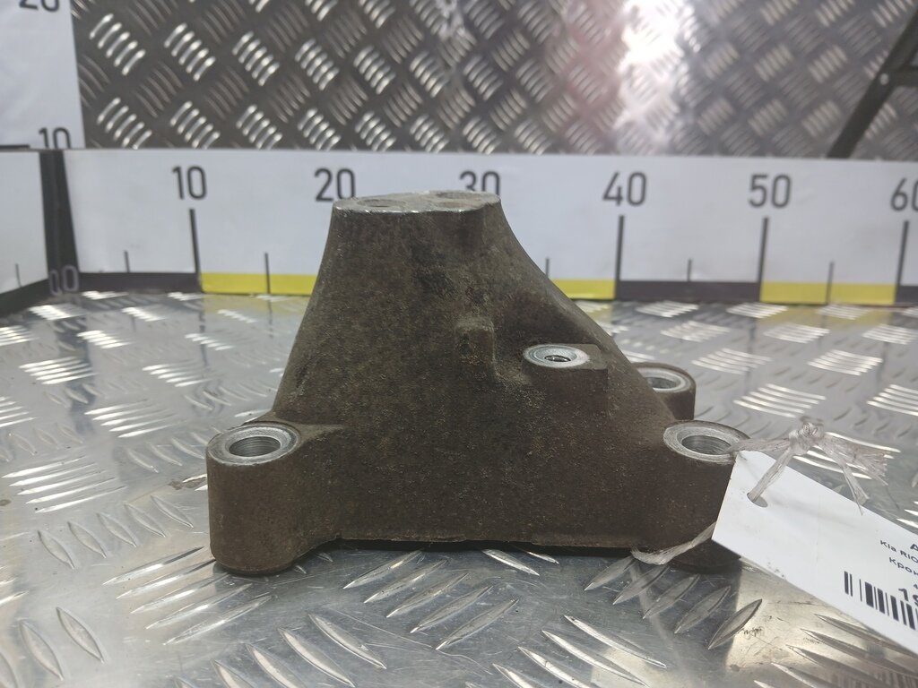 Кронштейн КПП Б/У для Kia RIO II (2005—2009) 4312023010