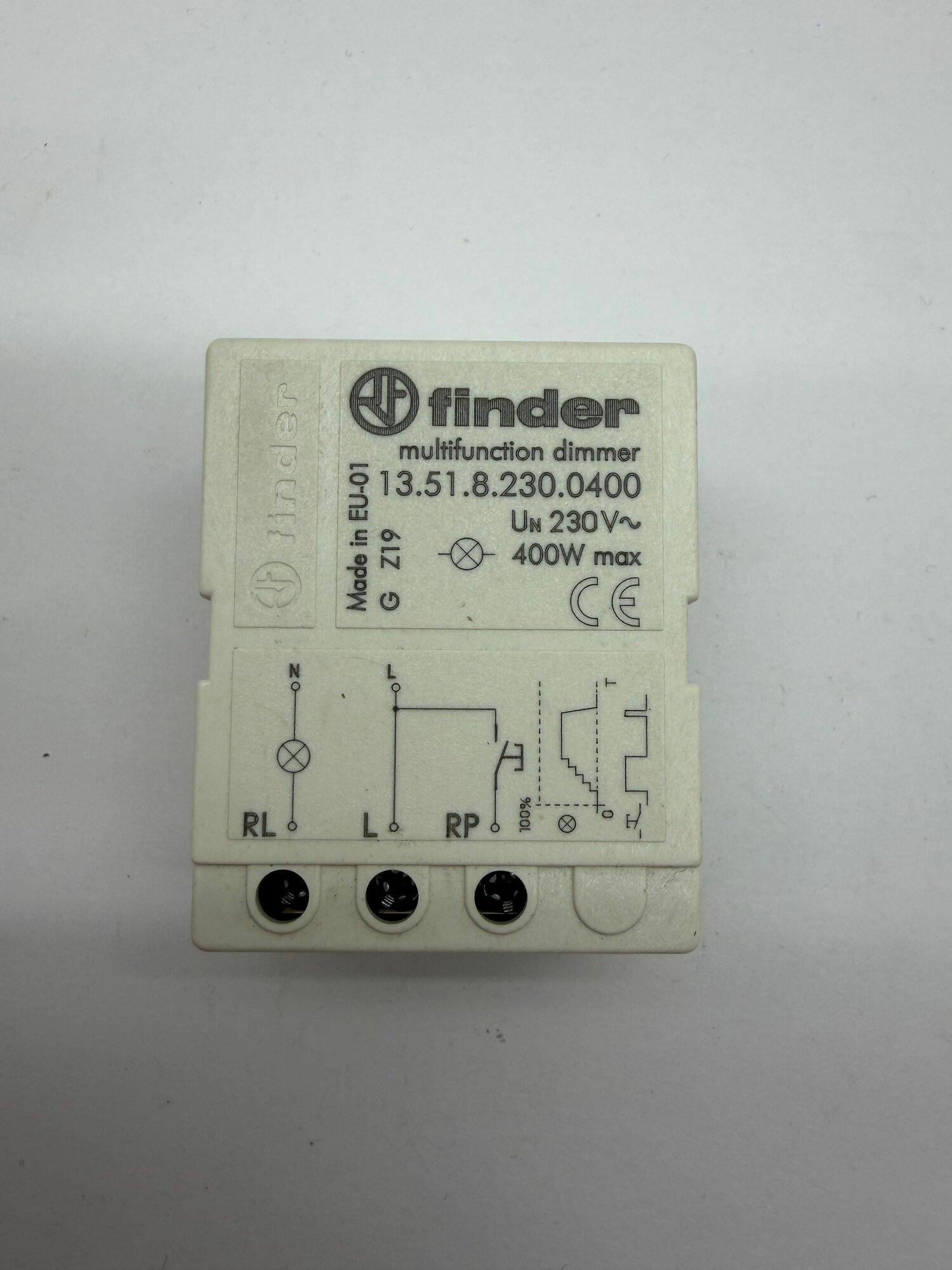 13.51.8.230.0400 Finder, Электронное импульсное реле с реастатом 1 NO ( 230B) 400Вт.