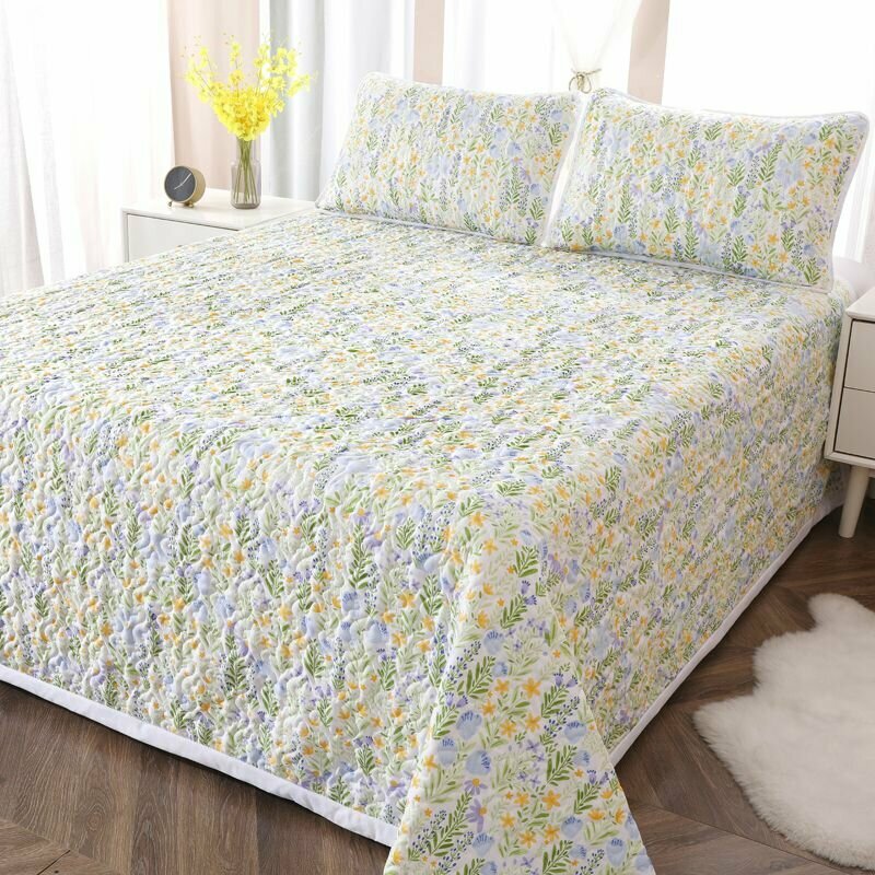 Покрывало "Стеганое", 200х230 см, непромокаемое, 80% хлопка и 20% льна