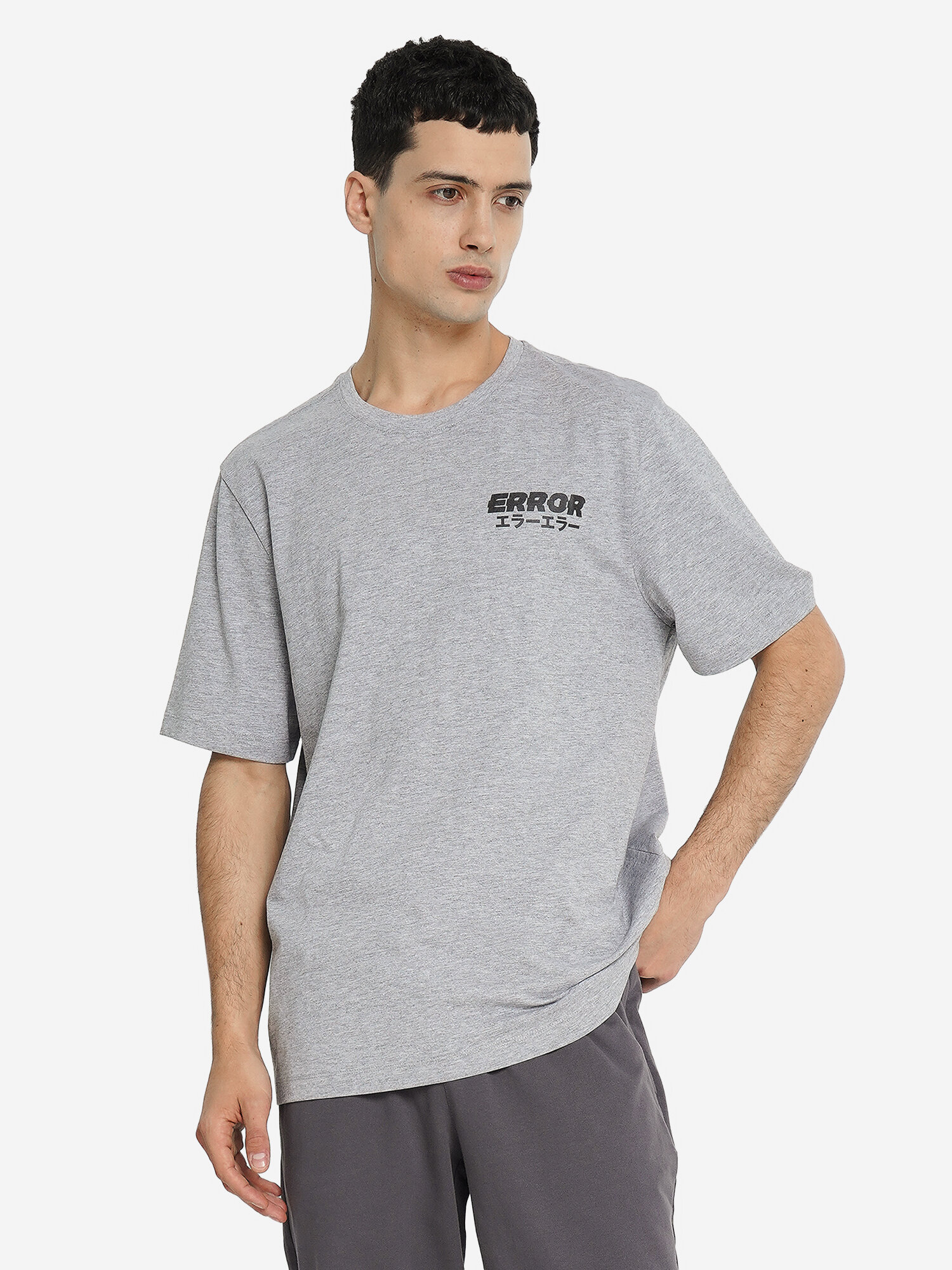 Футболка MCKEE'S T-SHIRT/ ERROR MAN T-SHIRT OVER SHORT SLEEVES, размер S, светло-серый — фото 1