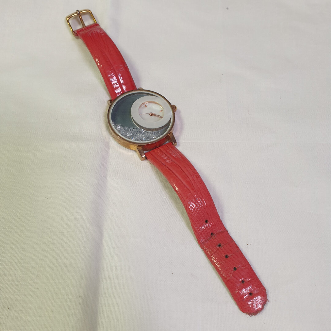 Часы наручные женские, кварцевые, рабочие. СНГ.