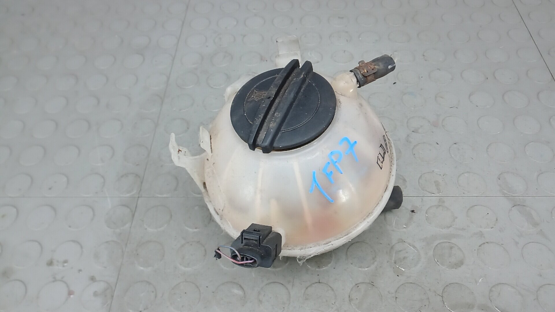 Бачок расширительный VOLKSWAGEN TIGUAN 1, Номер 1K0121407A, 2Q0121321A