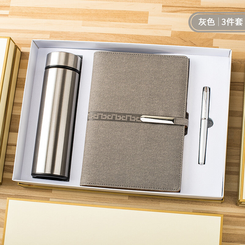 Подарочный блокнот, с блоком питания и записными книжками, серый, 10000 Вт