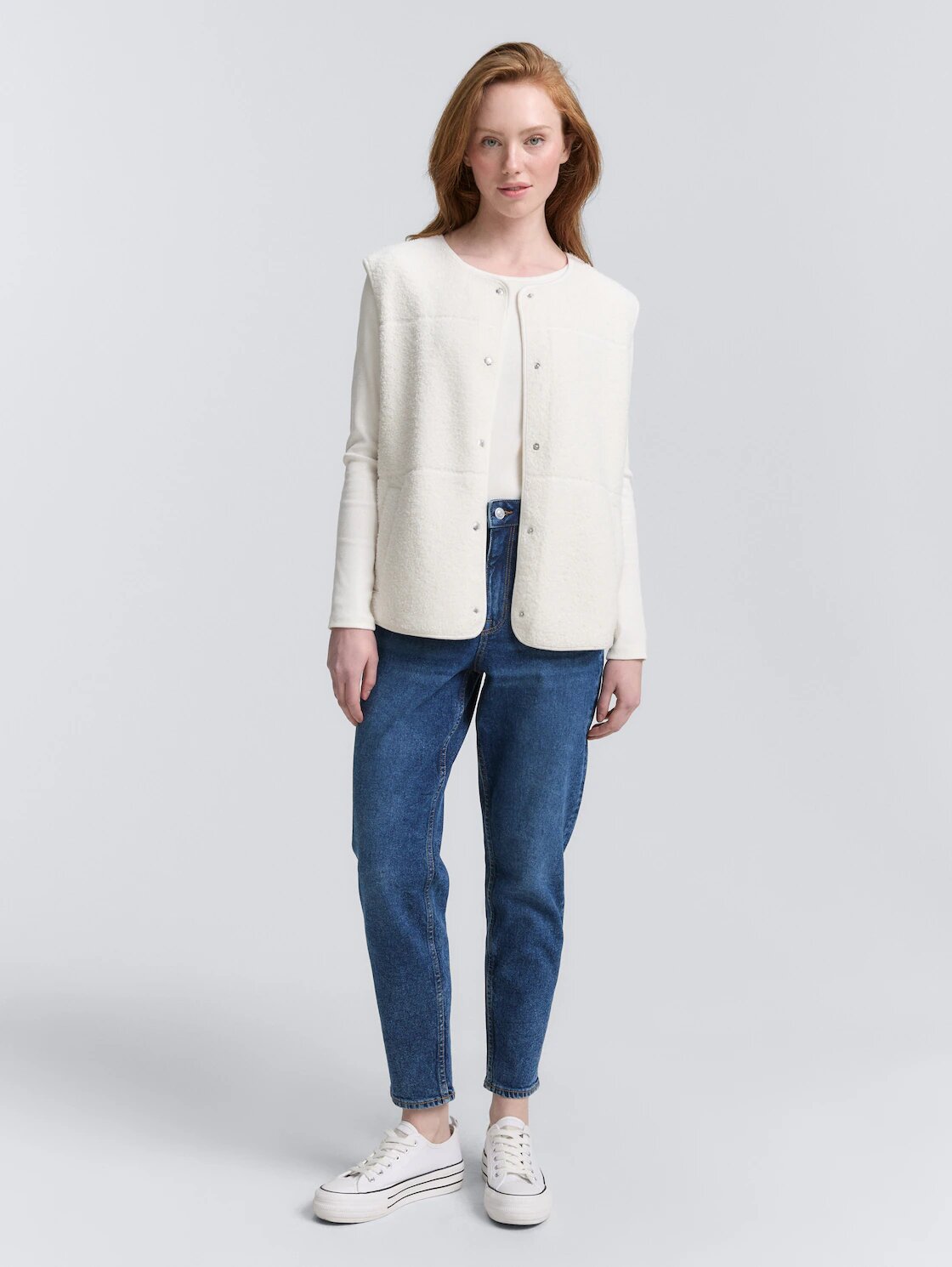 Джинсы зауженные Mom Fit 