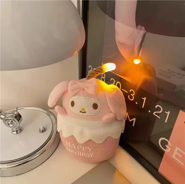 Sanrio Kuromi форма торта на день рождения музыкальная плюшевая кукла пудинг собака Yugui песчаная свеча светящаяся кукла фэнтезийная игра