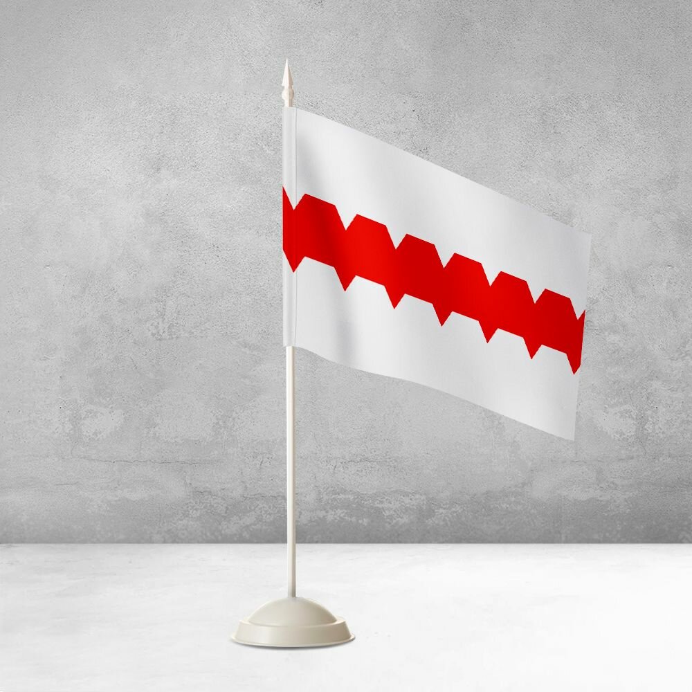 Настольный флаг Омска на пластиковой белой подставке