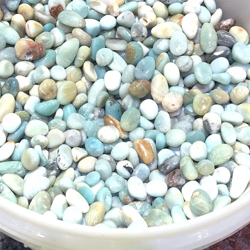 Натуральный камень Карибский кальцит Кристалл камней Чипсы Кристаллы Минерал Исцеление Рейки Украшение дома Духовная медитация
