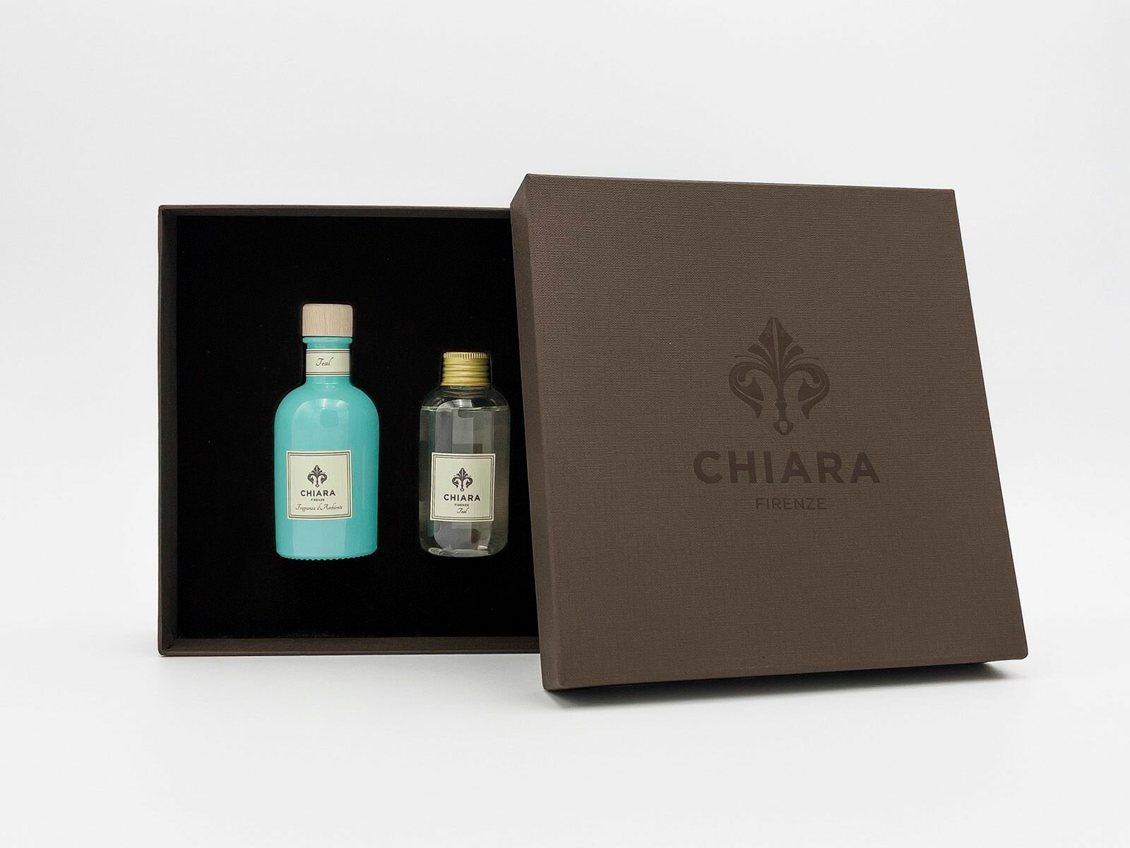 Chiara Firenze/Подарочный набор диффузор 100мл и сменный блок 100мл Черный виноград / NERO DI BACCO