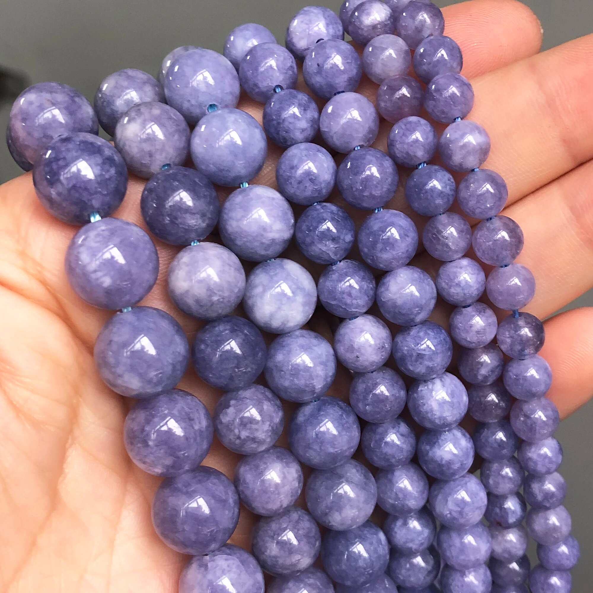 Голубые бусины из апатита Xilitata 6, 8, 10 мм Фиолетовый, 8mm (approx 46pcs), Angelite