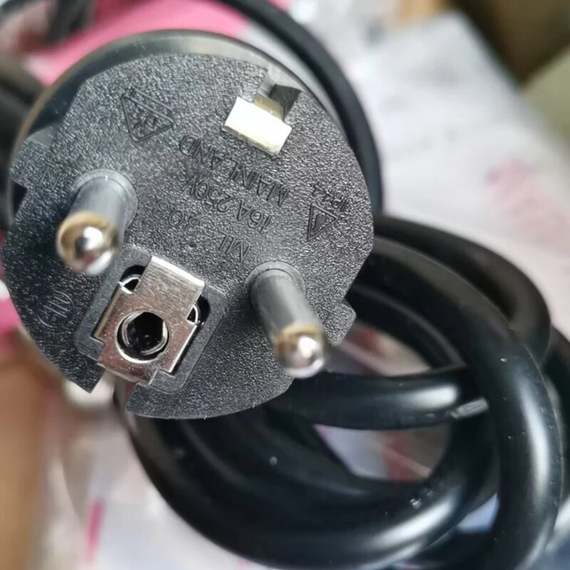 Электрический тепловой утюг для ковровых швов Europlug (230V)