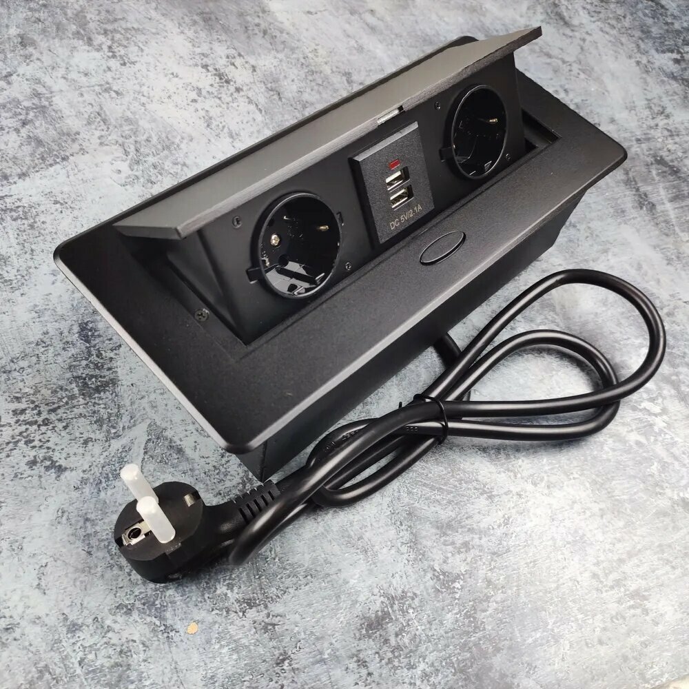 Встраиваемая выдвижная розетка с USB черная