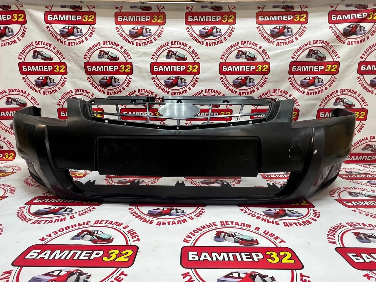 Бампер передний Лада Приора-2 21704 неокрашенный