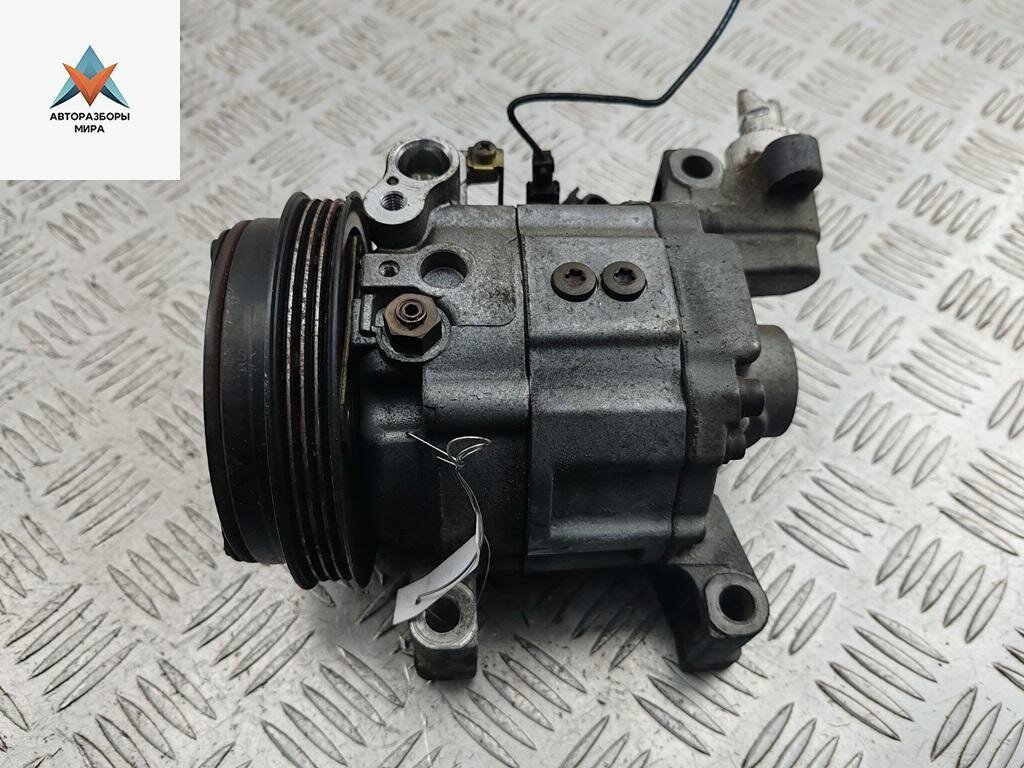 Компрессор кондиционера Subaru Legacy 3 2001 73110AE050